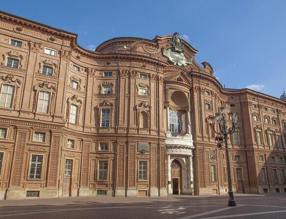 Turin Scavenger Hunt and Highlights Self Guided Audio Tour - Key Points