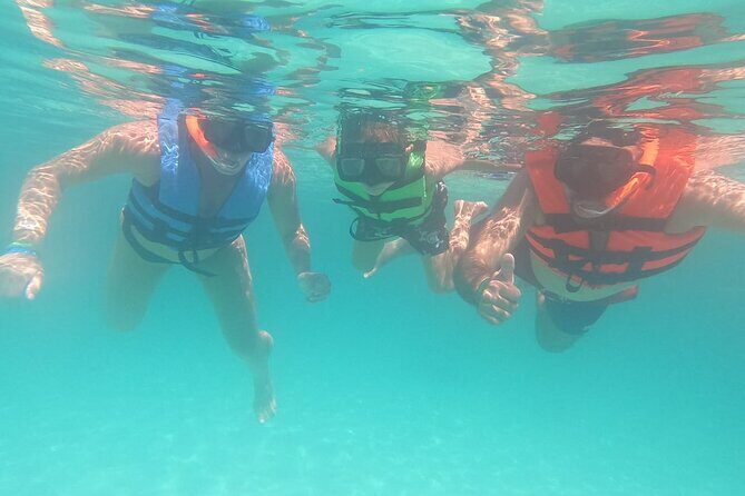 Turtle Snorkeling in Akumal - Additional Practical Tips