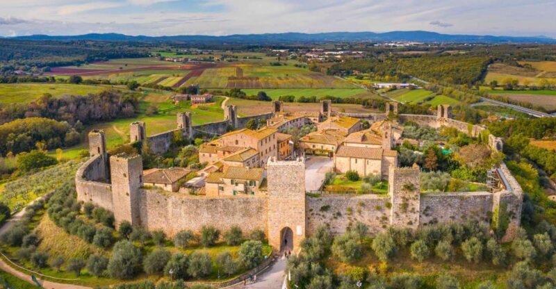 Tuscany: Self-Guided Video Tour with World's Top Experts - Key Points: