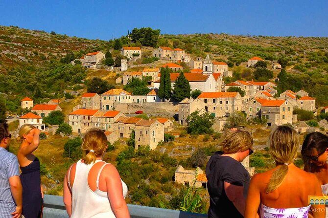 Twice the Wine - Two wineries half day tour, with delicacies - Introducing the Experience