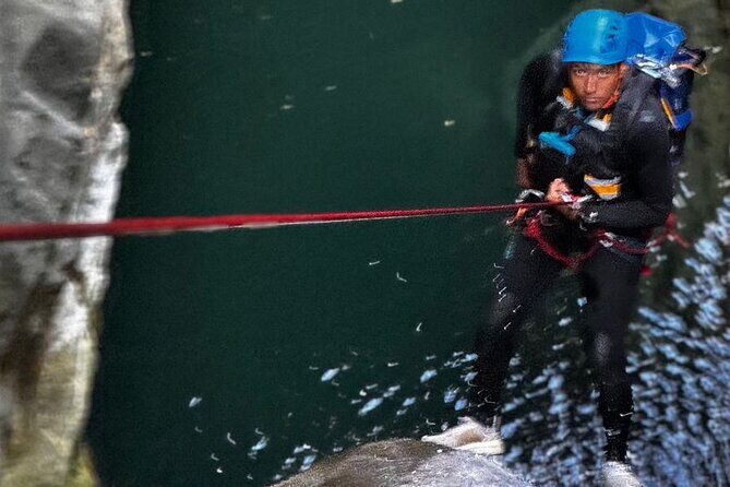 Two-day canyoneering experience in Cañon del Infiernillo - Day 2: The Canyoneering Adventure
