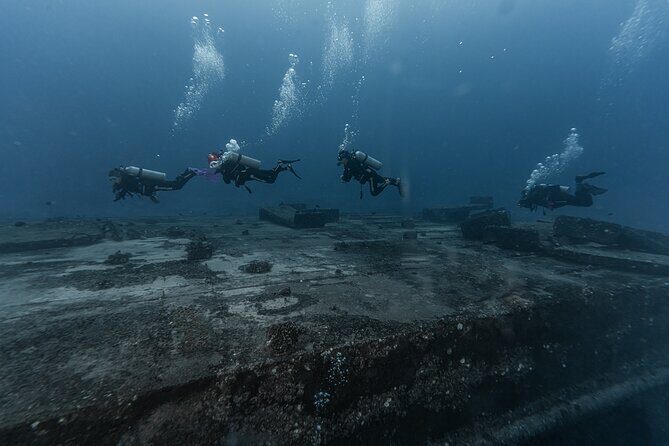 Two Tank Wreck and Drift Dive in Oahu - Key Points