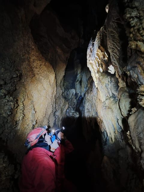 UDIAS: Guided tour in mine and access to natural cave. - Who Would Enjoy This Tour?