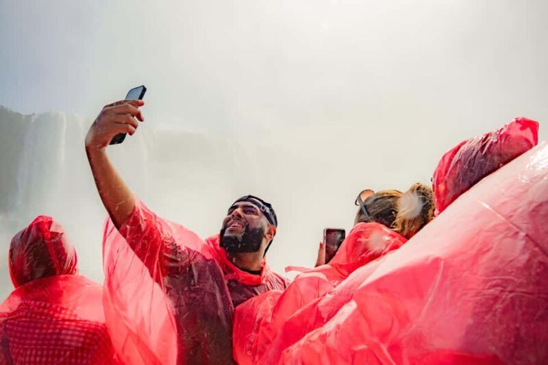 Ultimate Niagara Falls Tour with Boat Cruise - An In-Depth Look at the Tour Itinerary