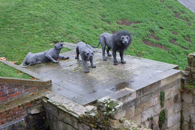 Ultimate Royal London: Tower of London & City of Westminster Tour - Exploring the Itinerary in Detail