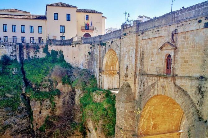 Ultimate White Village of Ronda Small-Group Day Trip from Granada - The Iconic Bridge and the Arab Palace