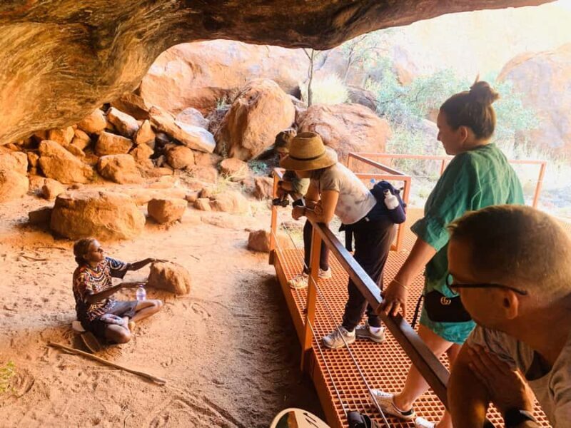 Uluru Private Tour with Aboriginal Guide - Key Points
