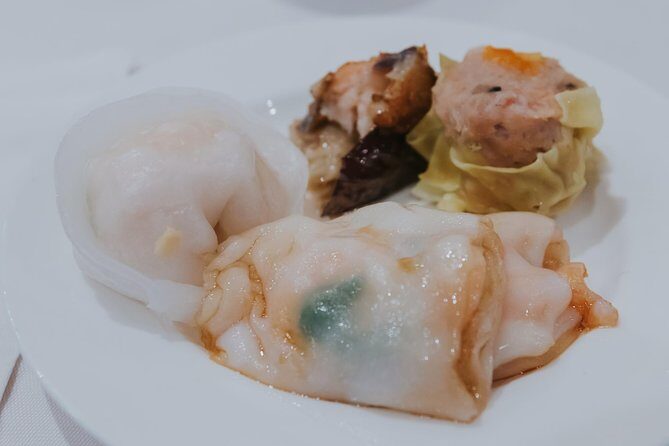 Under the Surface of Montreal's Chinatown: Guided Food Walking Tour - A Deep Dive into the Tour Experience