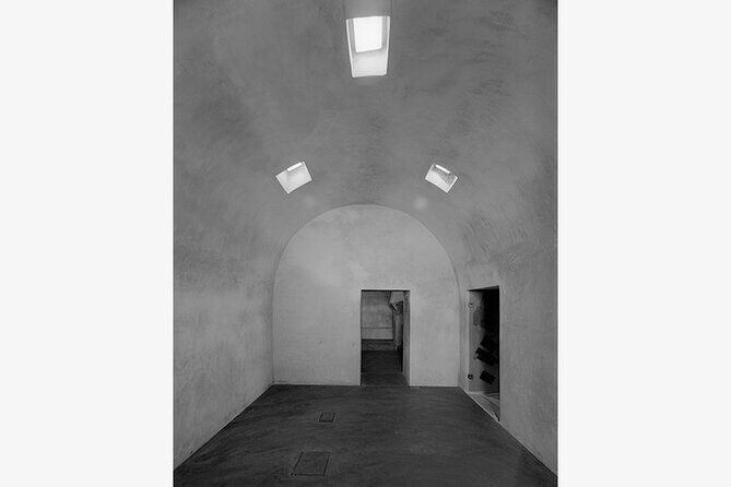 Underground Toledo Private Walking Tour with Official Local Guide - Key Points