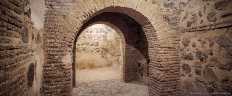Underground Toledo: Roman baths, dungeons, and secrets beneath the city - Key Points