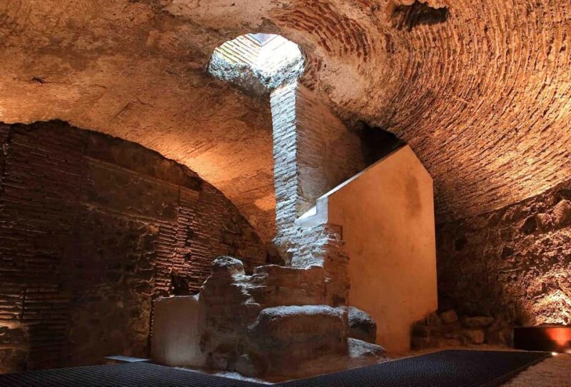 Underground Toledo Tour in English: Discover Hidden History - Why This Tour Stands Out