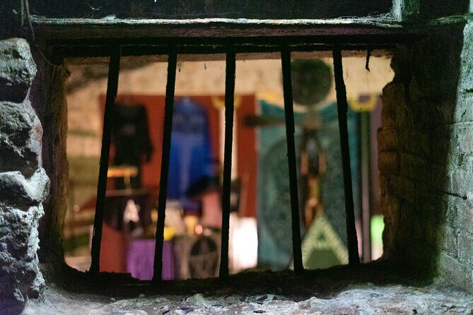 Underground Vaults Walking Tour in Edinburgh Old Town - Exploring Edinburgh’s Hidden Underground