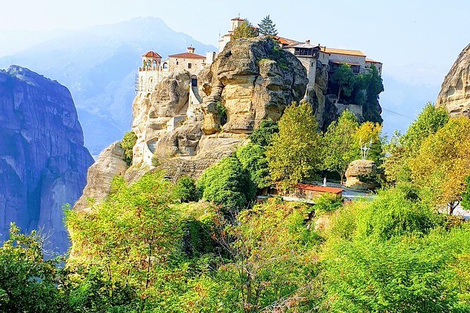 Unforgettable Delphi and Meteora PrivateTour All Inclusive - What’s Included and What’s Not
