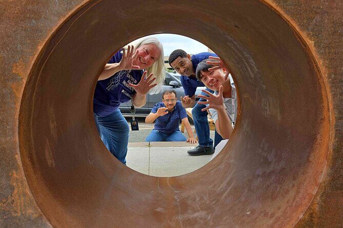 University Scavenger Hunt UCLA Bruin Bounty Hunt - Who Would Love This Tour?