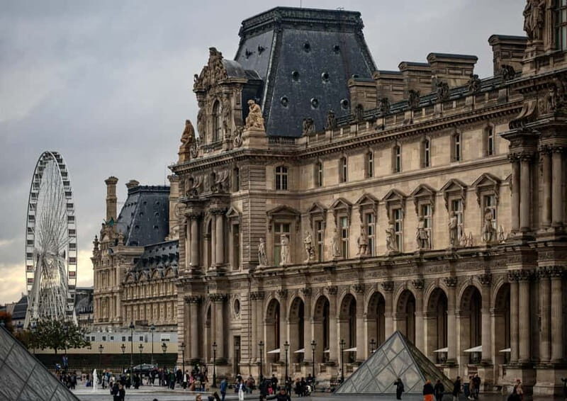 Unknown Paris: Walking Tour with an Expert Guide - What to Keep in Mind