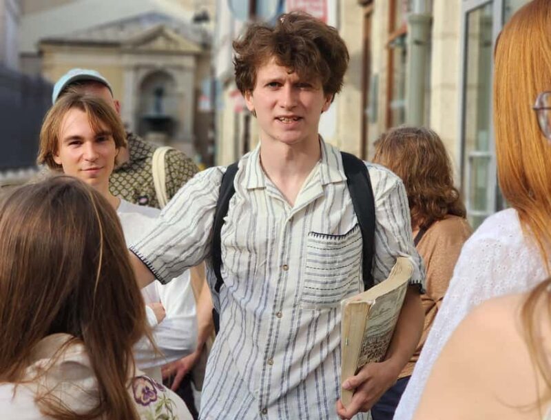 Unknown Paris: Walking Tour with an Expert Guide - FAQ