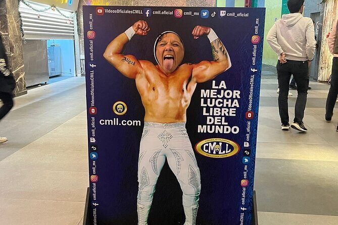 Unleash the Inner Luchador - Training session,, Dining, and Show - Who Should Consider This Experience?