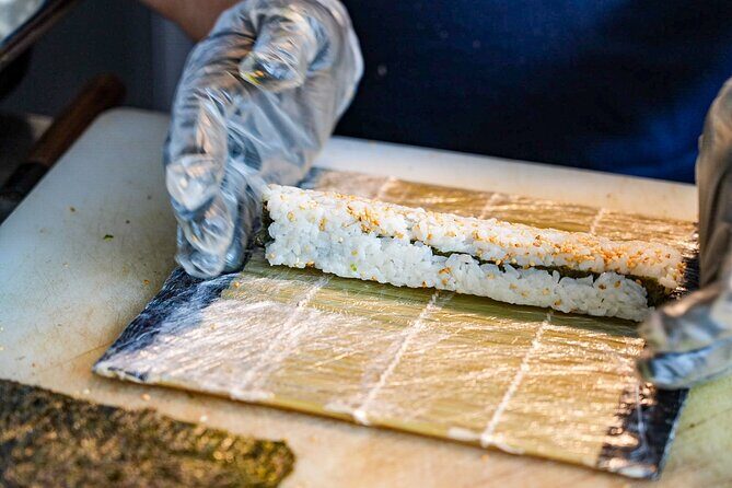 Unlimited brunch cruise on the Seine - Atmosphere and Entertainment