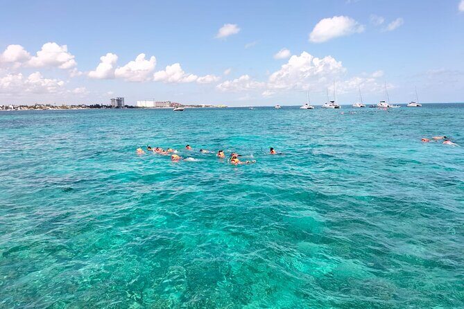Unlimited Catamaran to Isla Mujeres from Cancun - Key Points