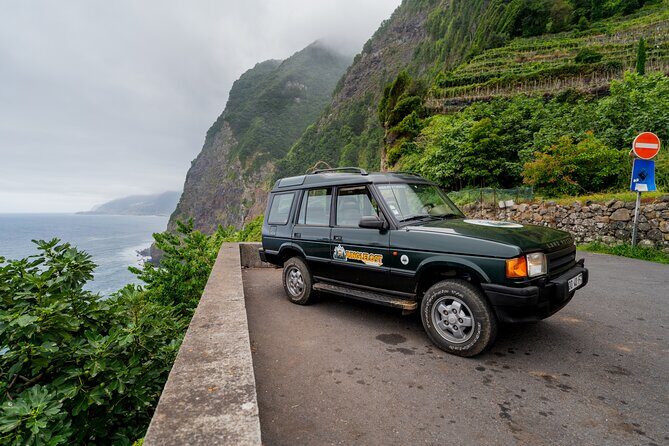 Unveil West Madeira: 4x4 Cliffs, Pools & Views - Key Points