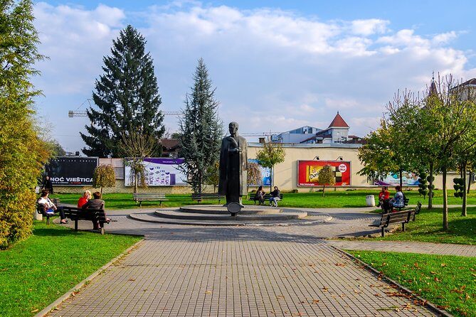 Unveiling Banja Lukas urban soul: Walk & Enjoy - Introduction to the Banja Luka Walk & Enjoy Tour