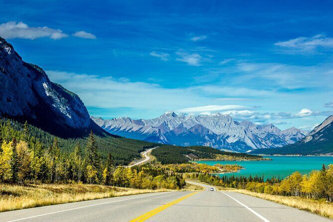 Up to 6 Guests Private Tour Lake Louise and Icefield Parkway - The Heart of the Tour: Lake Louise and Bow Lake
