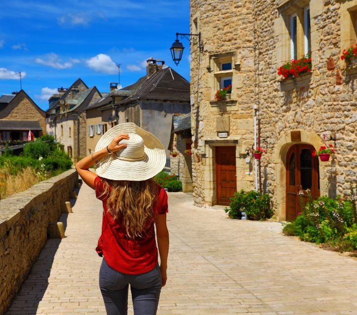 Urbino: Private Walking Tour with Ducal Palace Ticket - Practical Details and Logistics