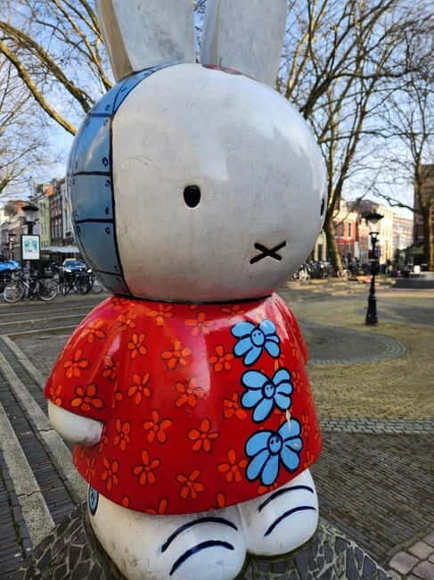 Utrecht: Family-Friendly Walking Tour with Guide - Key Points