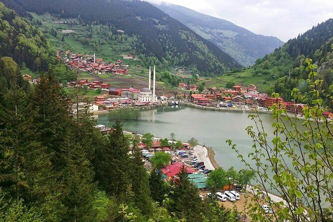 Uzungol Tour: Full-Day Nature Adventure with Tea Factory Visit - Authenticity and Cultural Highlights