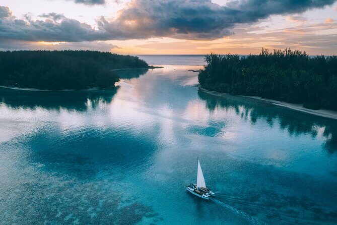 Vaapiti private sunset - Key Points