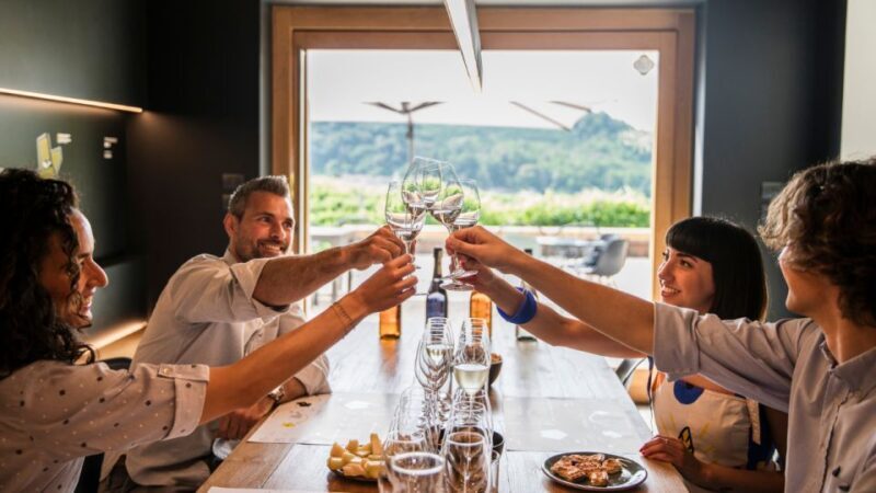 Valdobbiadene: degustazione di Prosecco con stuzzichini - Key Points