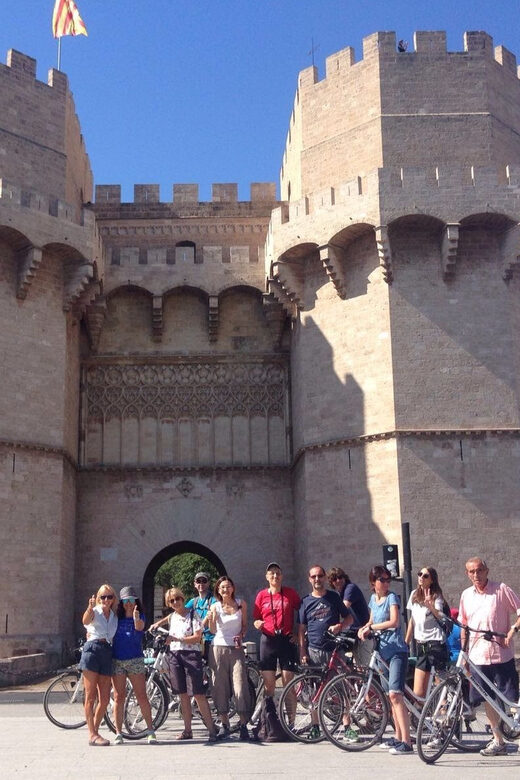 Valencia: 3-Hour City Bike Tour - Modern Architecture at the City of Arts and Sciences
