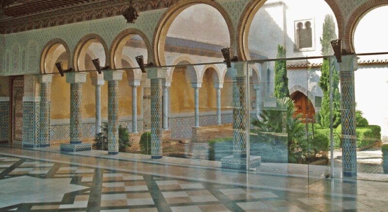 Valencia: Anna Alhambra and 3 Waterfalls Guided Tour - Key Points