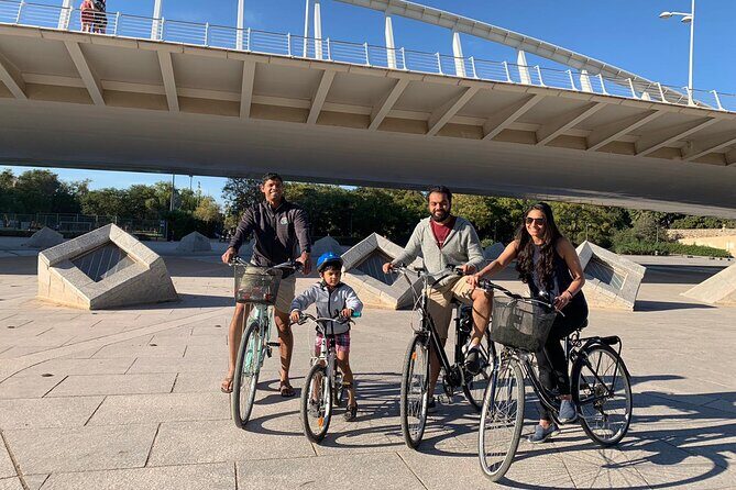 Valencia Bike Tour: Top Sights and City of Arts & Sciences - Discovering Valencia on Two Wheels