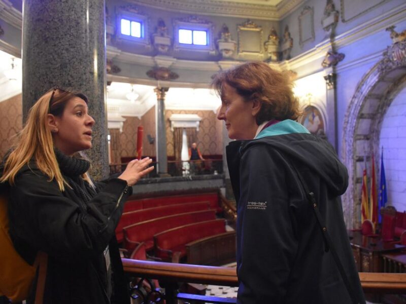 Valencia: Essentials and World Heritages Sites Walking Tour - Authenticity and Practical Tips