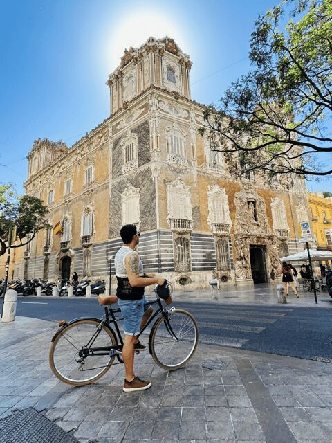 Valencia: Essentials Bike Tour from Ruzafa - The Tour Experience: What You Can Expect
