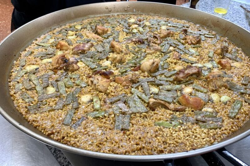Valencia: Evening Guided Paella Workshop, Tapas, and Drinks - Practical Details