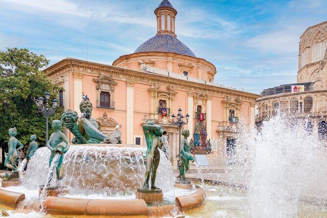 Valencia Iconic Sights Scavenger Hunt - An In-Depth Look at the Valencia Iconic Sights Scavenger Hunt