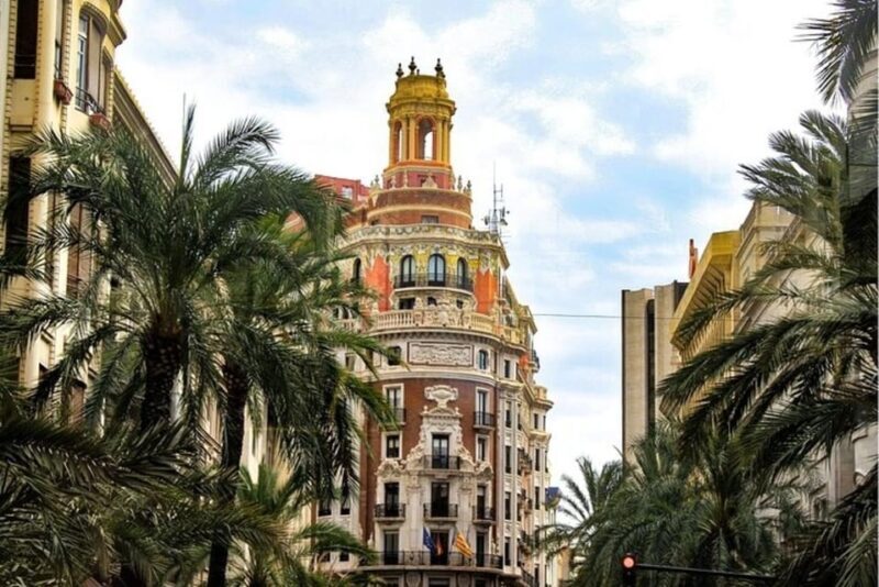Valencia: Must-See Attractions Walking Tour - Frequently Asked Questions