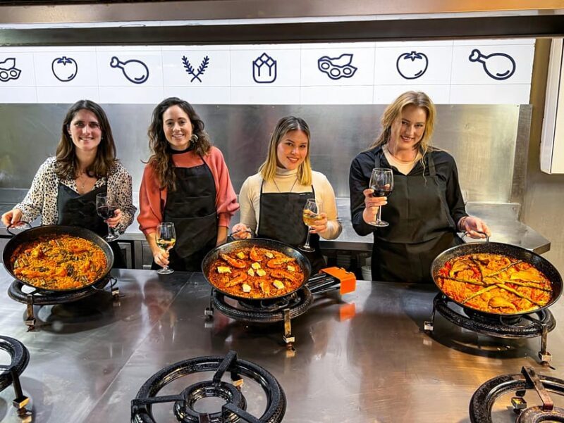 Valencia: Paella Cooking Class with Central Market Tour - The Real Value of This Experience