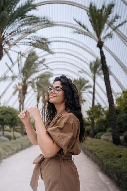 Valencia Private Photoshoot - Why Choose the Valencia Private Photoshoot?