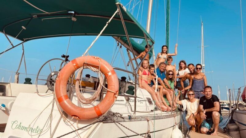 Valencia: Private Sailing Trip with Snacks and Drinks - Key Points