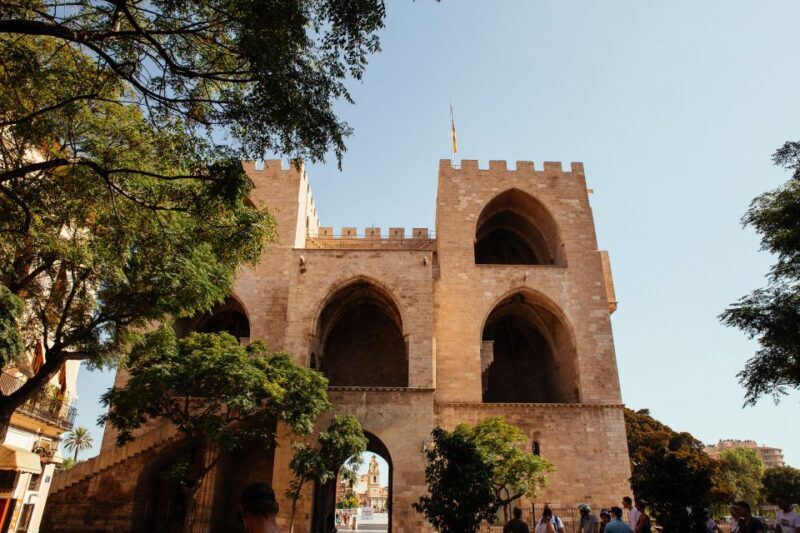 Valencia: Private Tour w/ Locals Highlights & Hidden Gems - The Guide – The Heart of the Tour