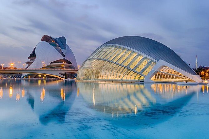 Valencia Private Walking Tour with a Local - Key Points