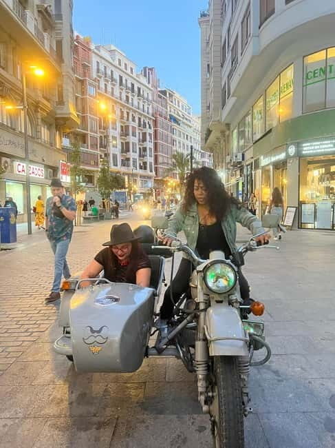 Valencia: The Highlights Tour in Vintage Sidecar - Key Points