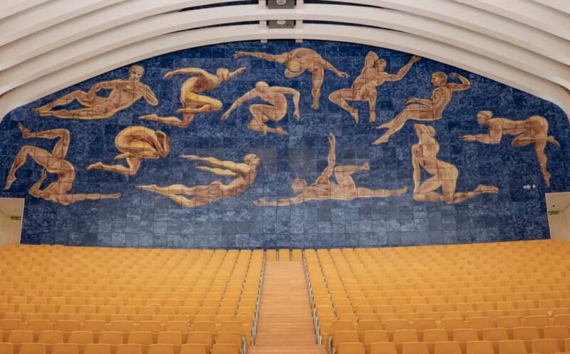 Valencia: Ticket to the Palau de Les Arts with brochure - Key Points