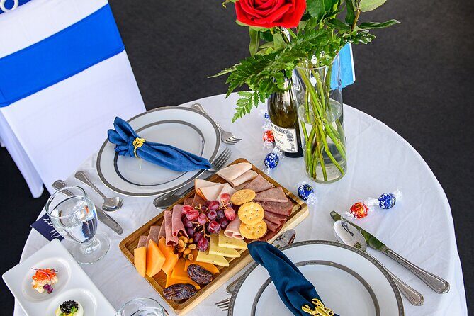 Valentine's Day Dinner Cruise in New York - An Overview of the Experience