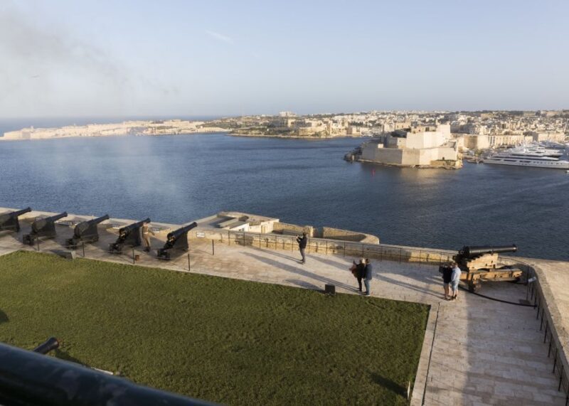 Valletta: Guided Walking Tour with St. John's Co-Cathedral - The Itinerary in Detail