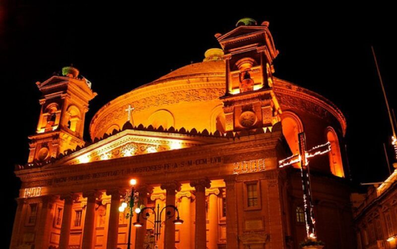 Valletta, Mdina, and Mosta Night Tour with 5D Show - Key Points