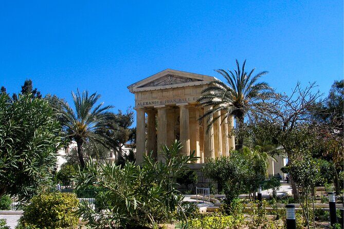 Valletta Scavenger Hunt and Highlights Self Guided Audio Tour - Why We Like This Tour